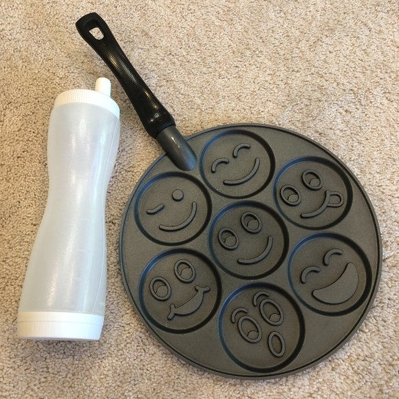 Nordic Ware | Kitchen | Nordic Ware Pancake Pan Smiley Emoji Face With ...